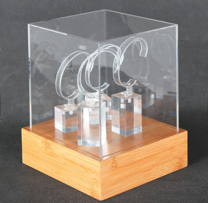 Custom Logo Engraved Bamboo Display Unit Acrylic Watch Display Case Durable